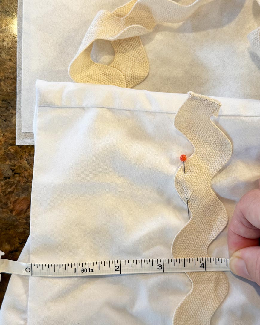 DIY Bedding Sewing Hack: Transform Plain Sheets with Ric Rac Trim